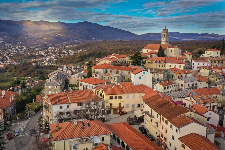 Grad Kastav objavio popis studenata koji će dobiti stipendije – Fiuman.hr