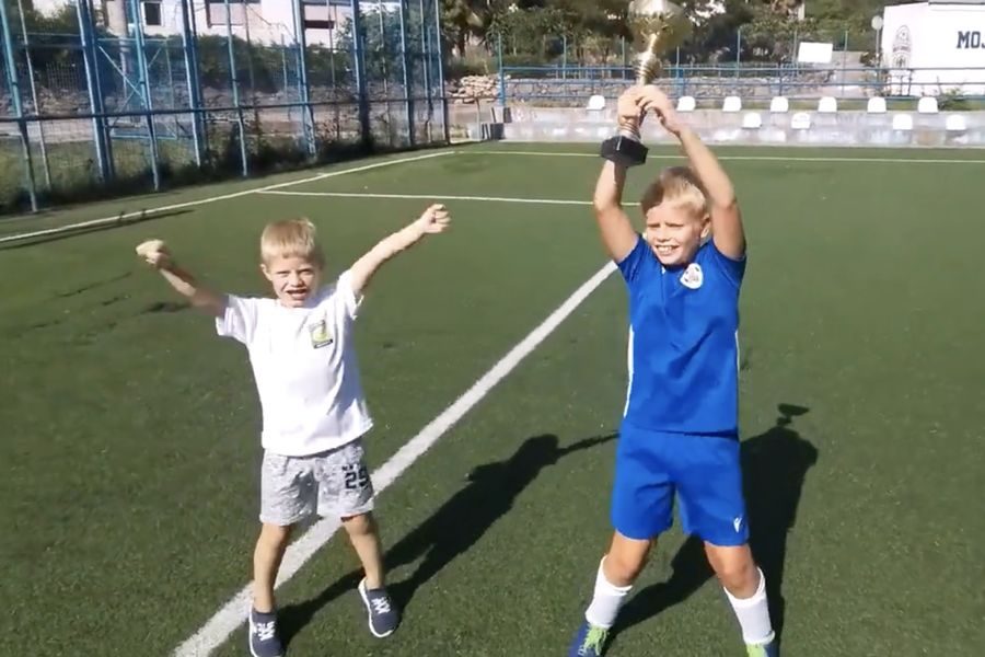 NK Toretta Rijeka: I mali sportski klubovi imaju svoje navijačke pjesme ...