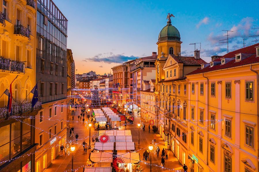 Adventske kućice stižu i na Korzo, otkriveno tko ih je dobio na ...