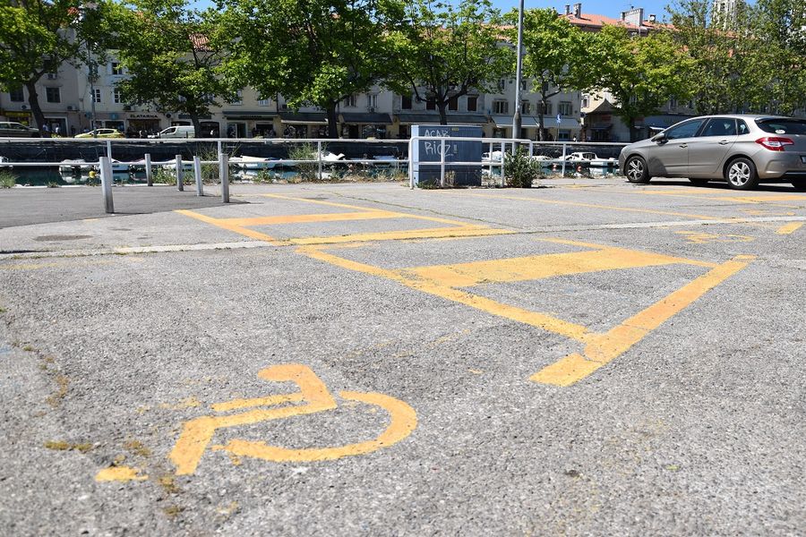 Riječanki kaznena prijava zbog korištenja kartice preminule osobe s invaliditetom – Fiuman.hr