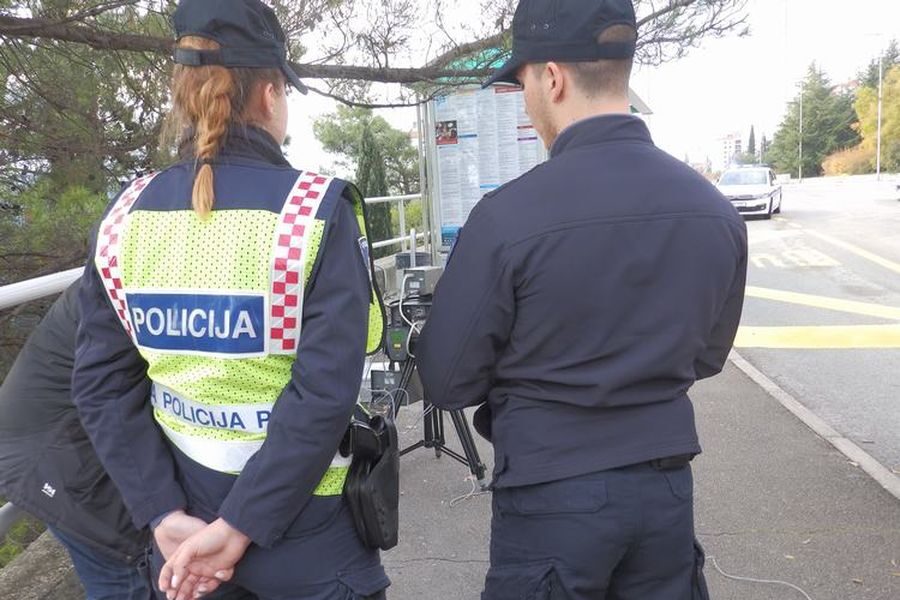 Policija u PGŽ-u 24 sata pojačano kontrolira vozače zbog alkohola i ...