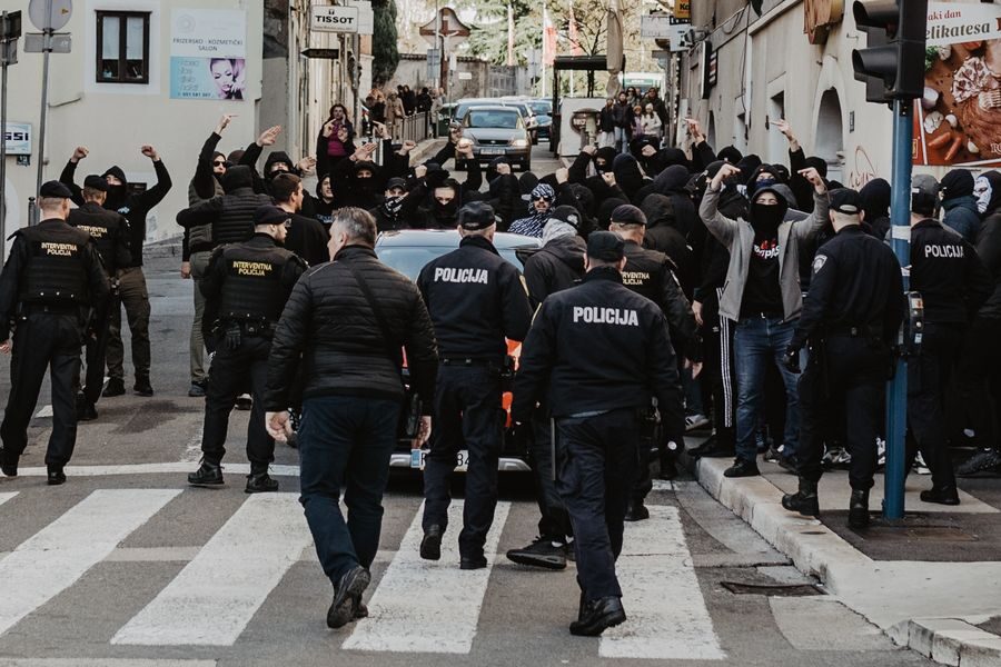 Riječani koji su veličali ustaški pokret i režim NDH dobili kazne do 4. ...