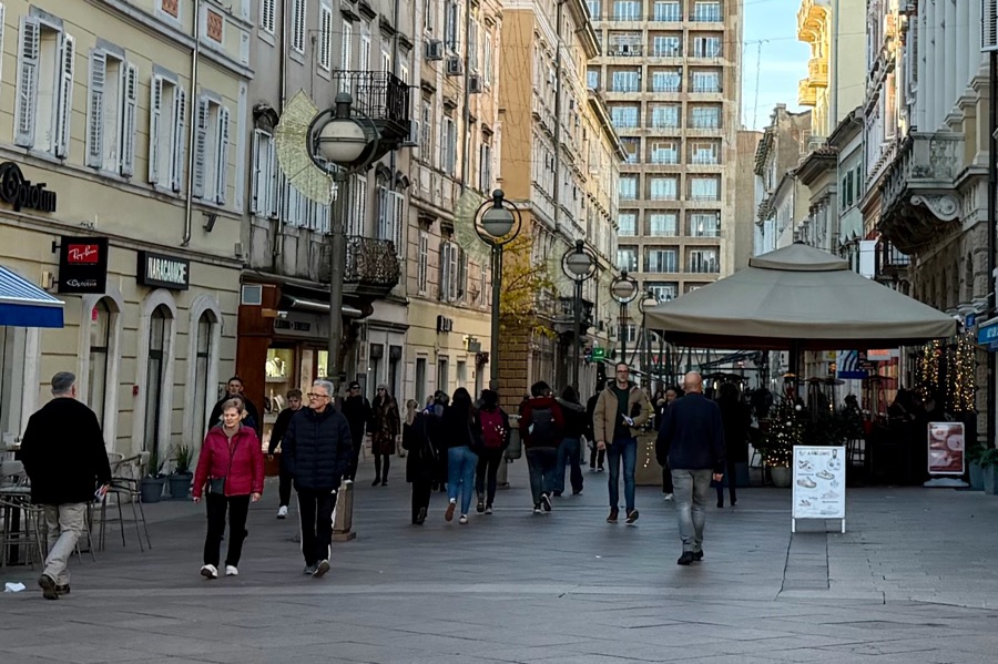 Rijeka dio promotivnog serijala Anchored in Paradise – Croatia’s ...